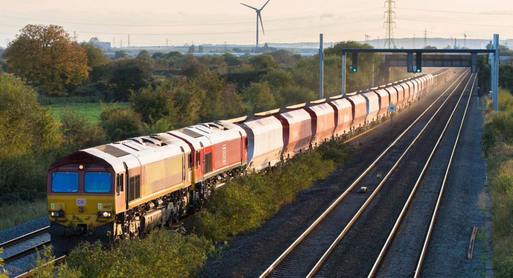 DB Cargo UK's first "jumbo train" from Cardiff makes maiden journey ...