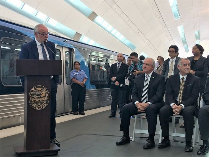 Miami-Dade County's first new Hitachi train enters service - Rail UK