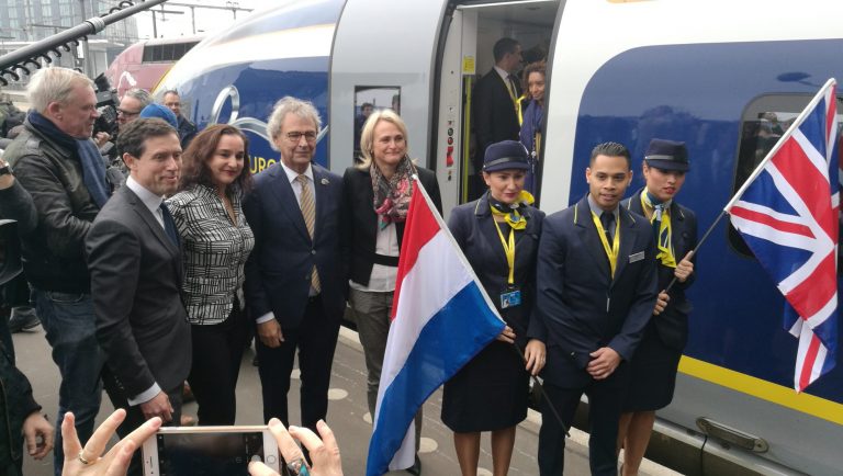 Warm welcome for history-making Eurostar service - Rail UK