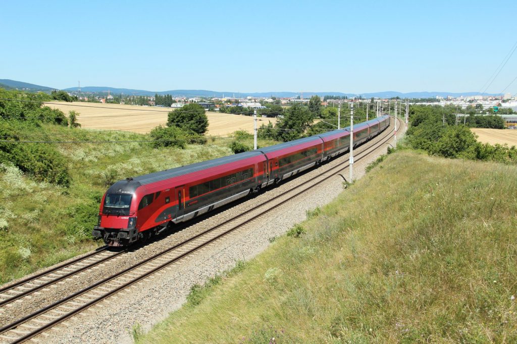 Austria targets 85% electrification of railways by 2030 in new ...