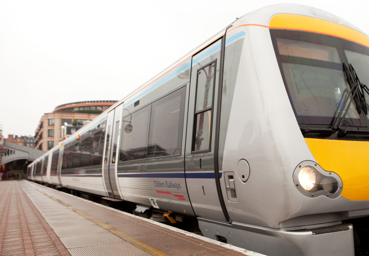 Millions invested into Chiltern main line railway improvements - Rail UK