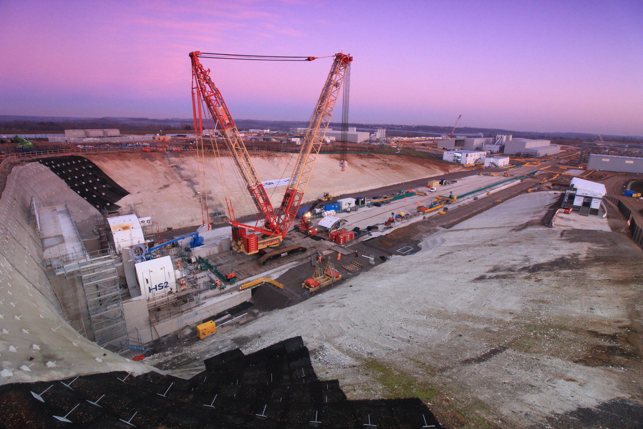 HS2 casts first of 112,000 Chiltern tunnel wall segments ahead of TBM ...