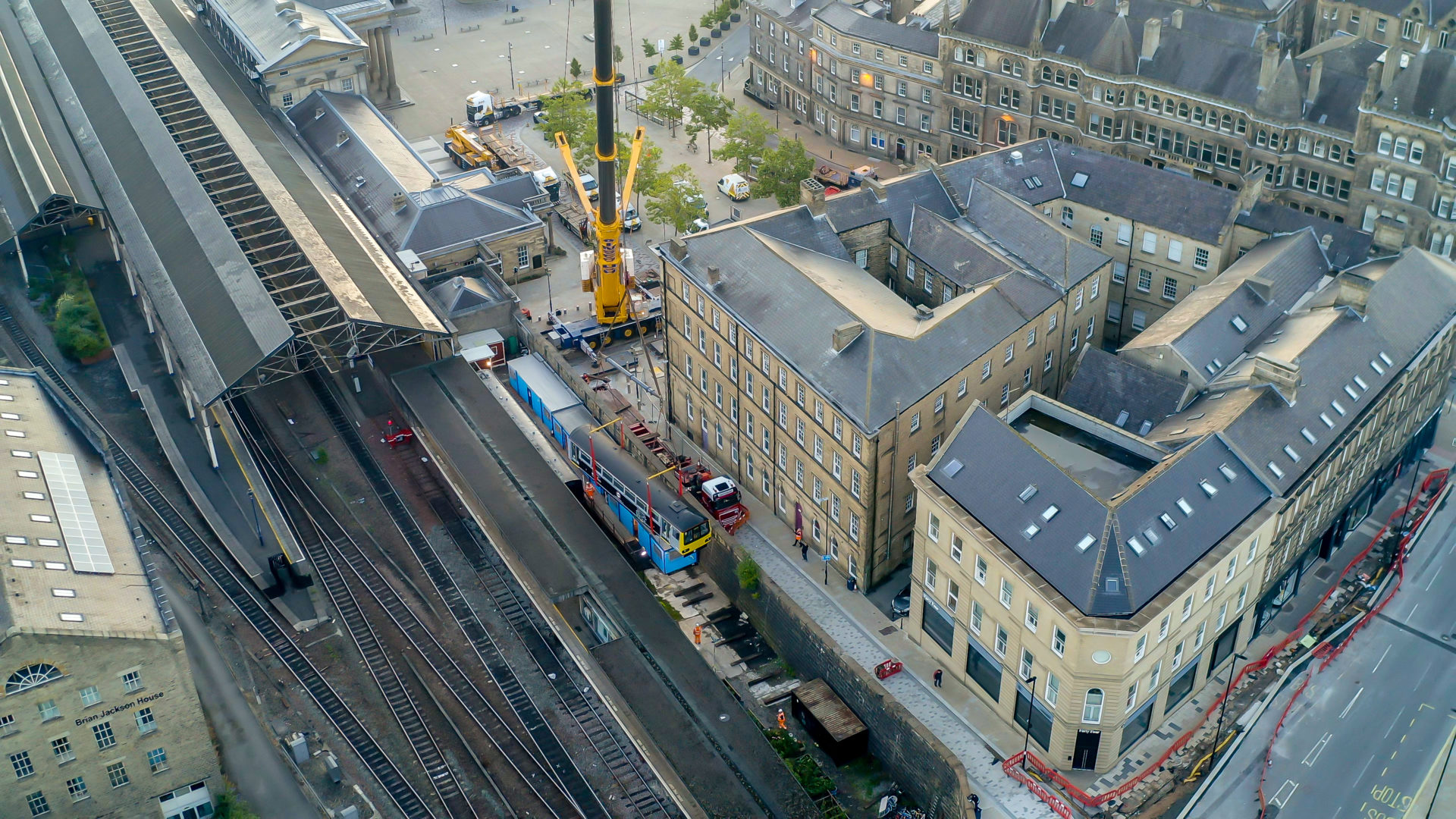 New life for Platform 1’s pacer as it is lifted into Huddersfield ...
