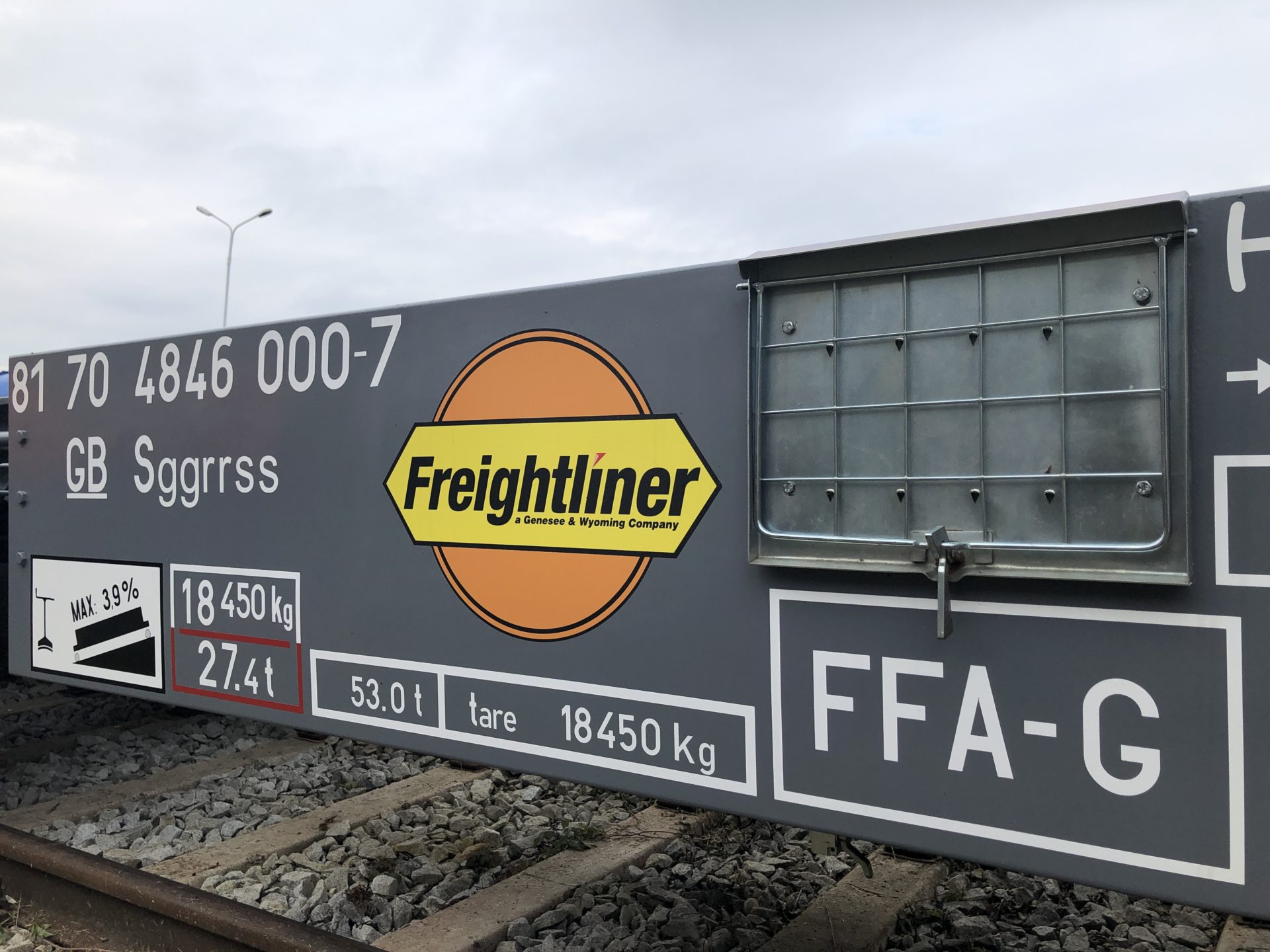 The first of Freightliner’s new FFA-G wagons arrive in the UK - Rail UK