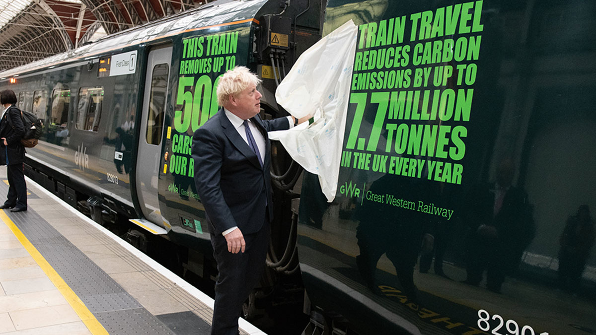 Prime Minister unveils GWR Intercity Express Train carrying special ‘We ...