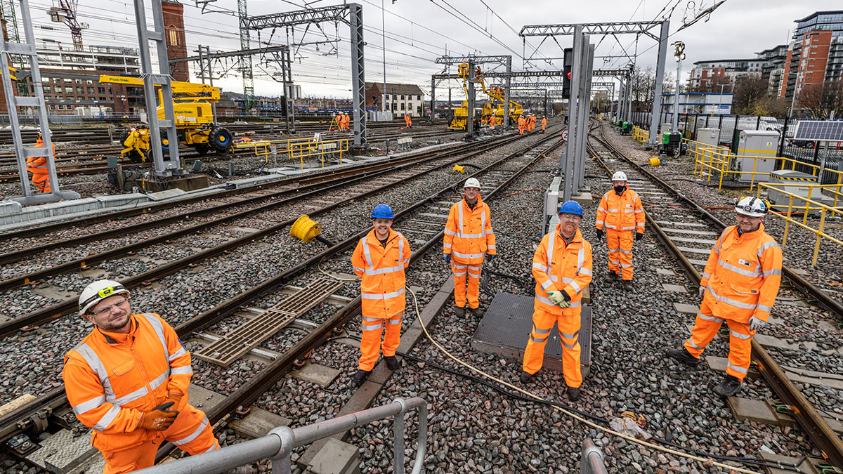 Biggest track upgrade at Leeds station in 20 years now completed - Rail UK