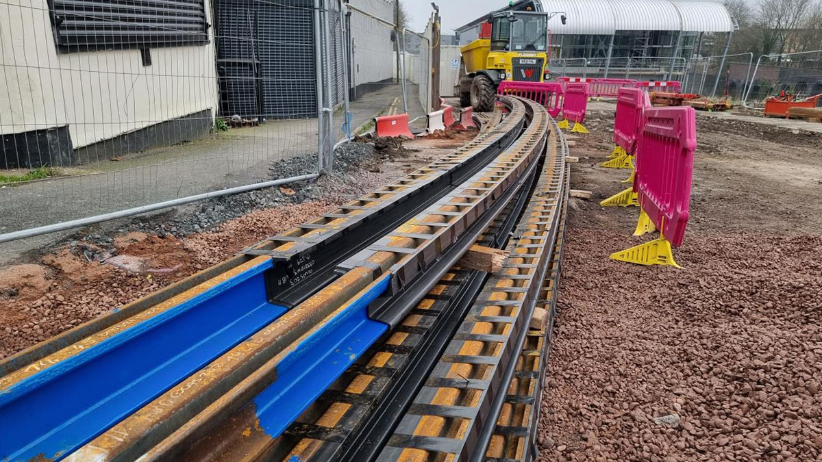 Successful rail delivery in Dudley for Metro extension - Rail UK