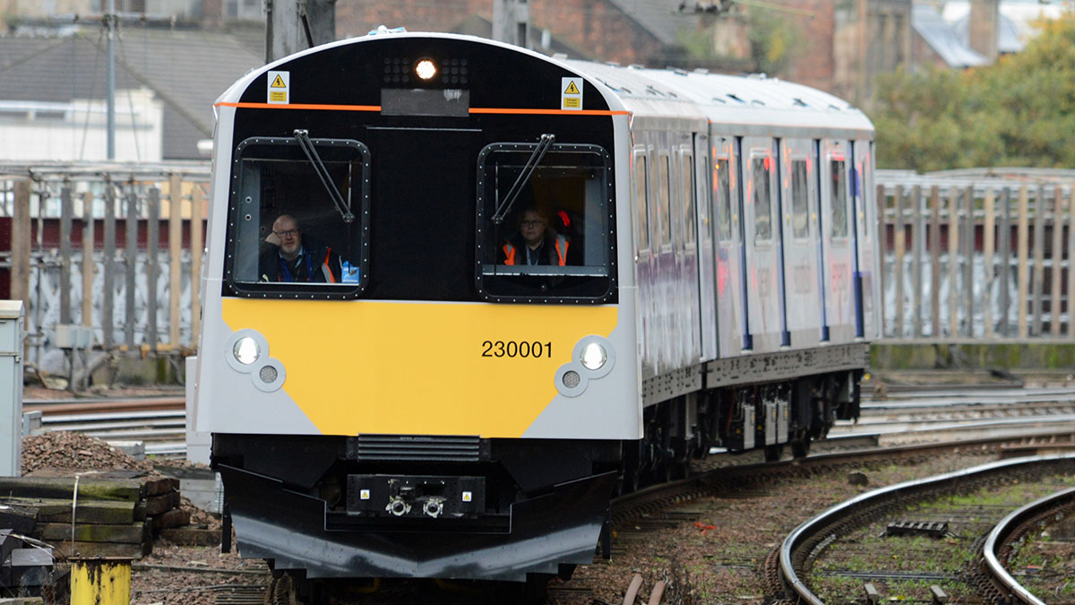 GWR fast-charging trial brings regular battery-only rail services a ...