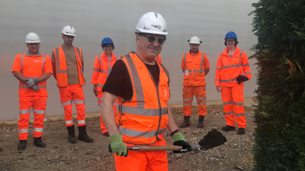 Network Rail uses trees to tackle graffiti hotspot in South London ...
