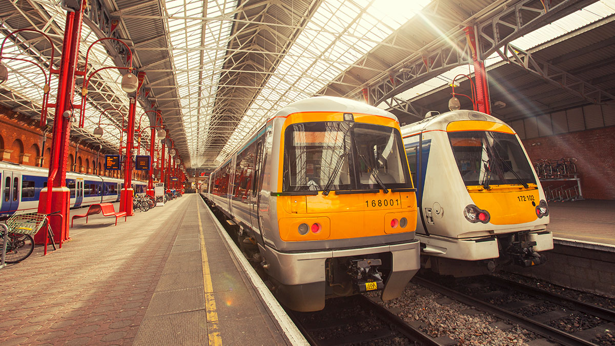 Chiltern Railways urge customers to only travel if absolutely essential ...