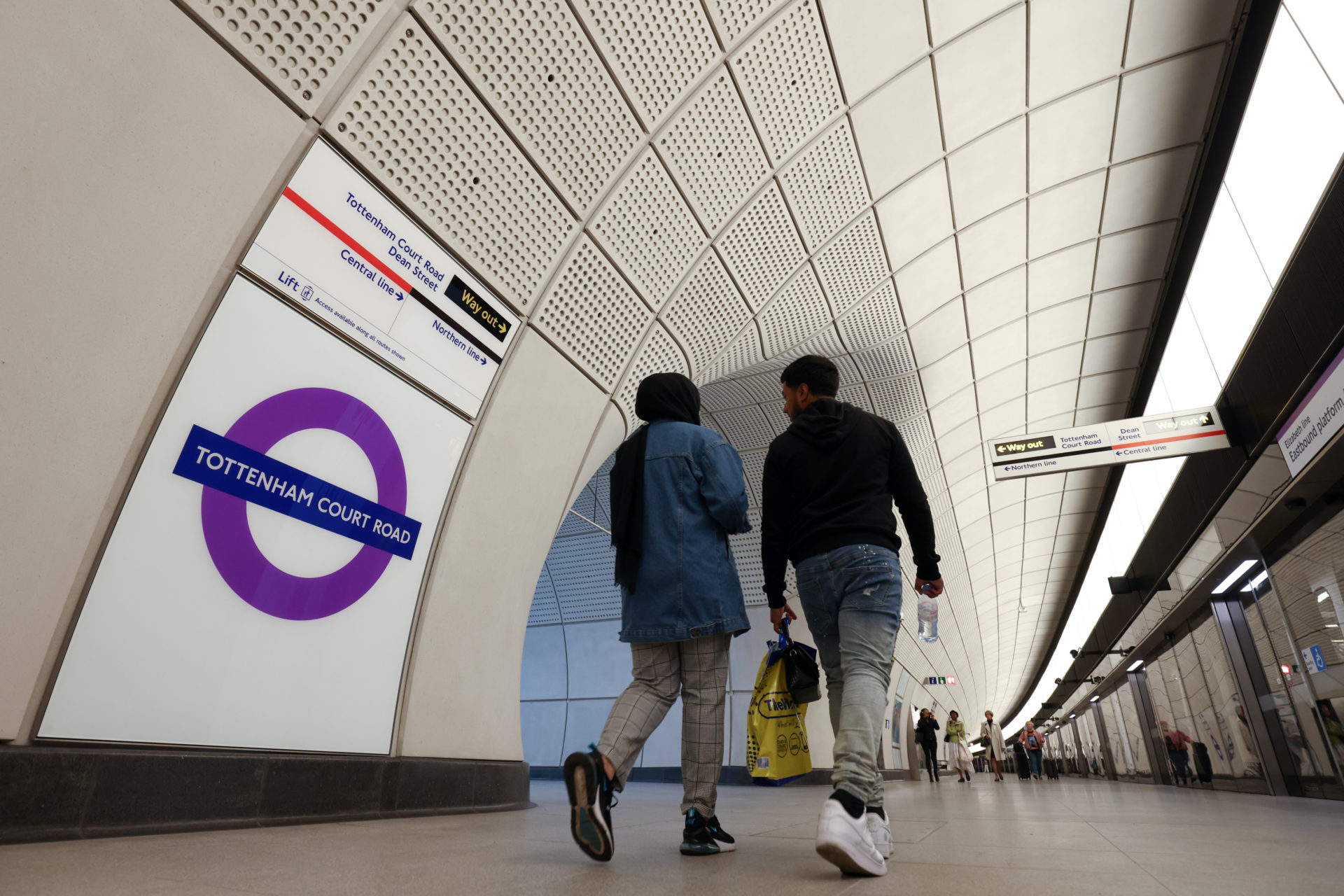 Additional Elizabeth line services set to begin in November - Rail UK