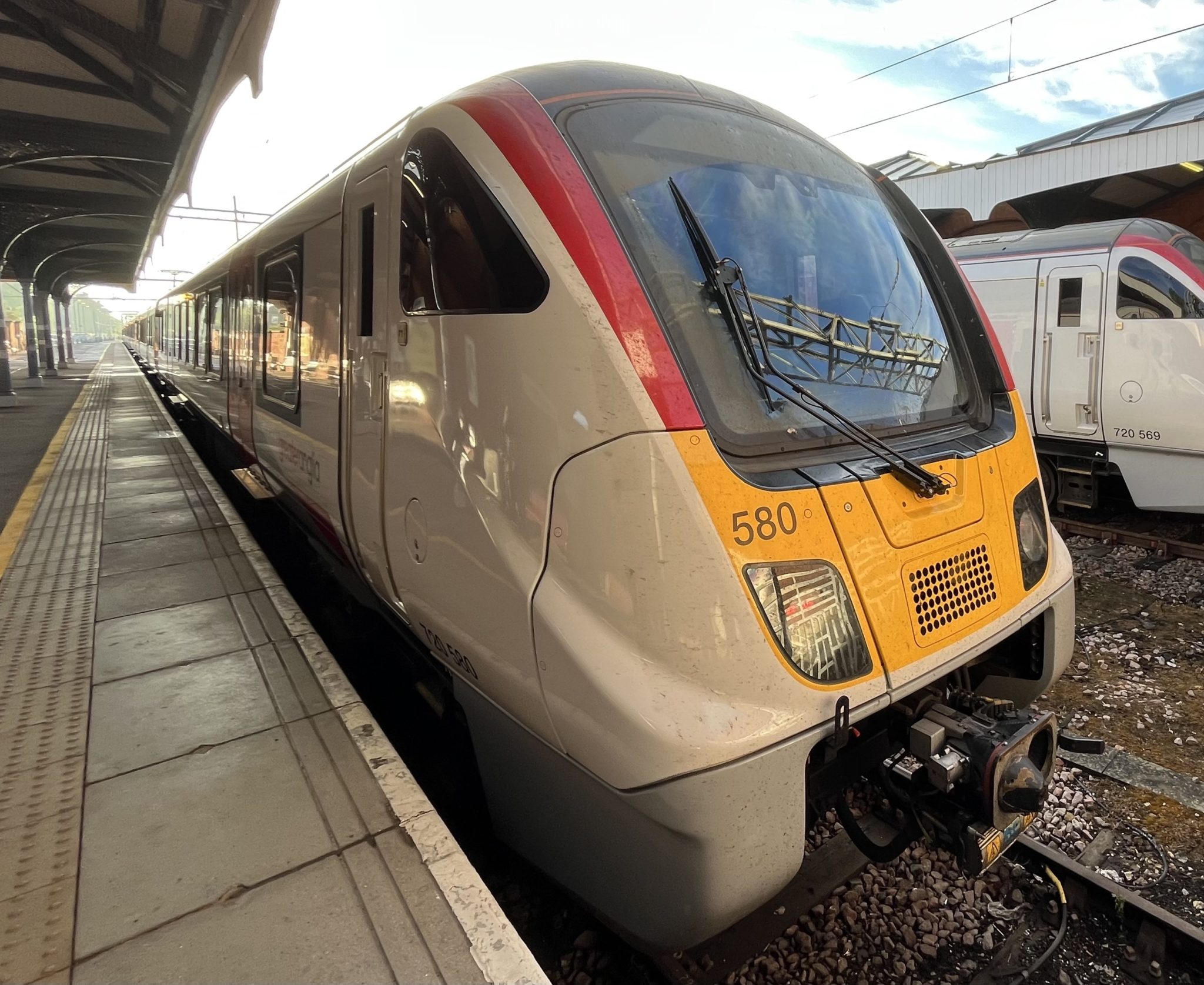 New longer trains now running on Hertford East line - Rail UK
