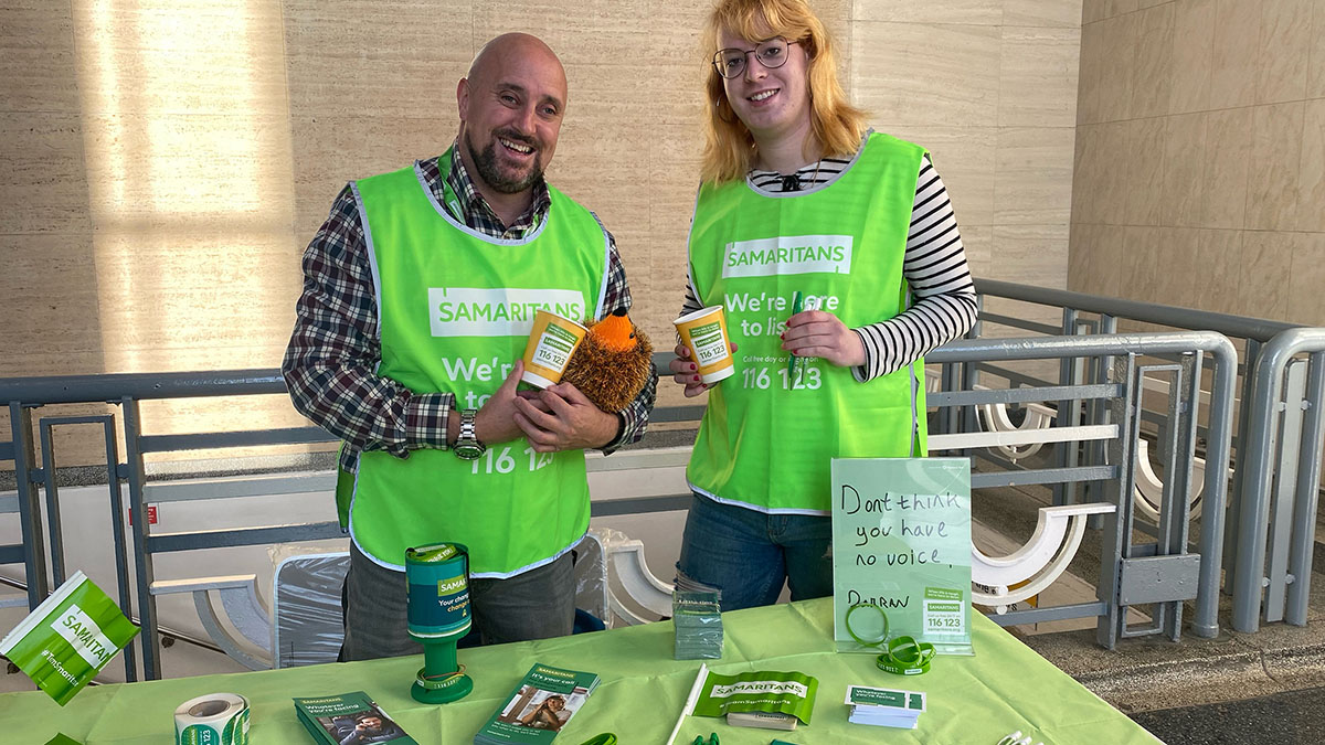 Samaritans on hand with a cuppa and a chat at East Coast Main Line ...