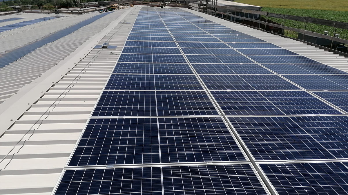 Hitachi Rail and A2A agree innovative solar panel partnership to save ...