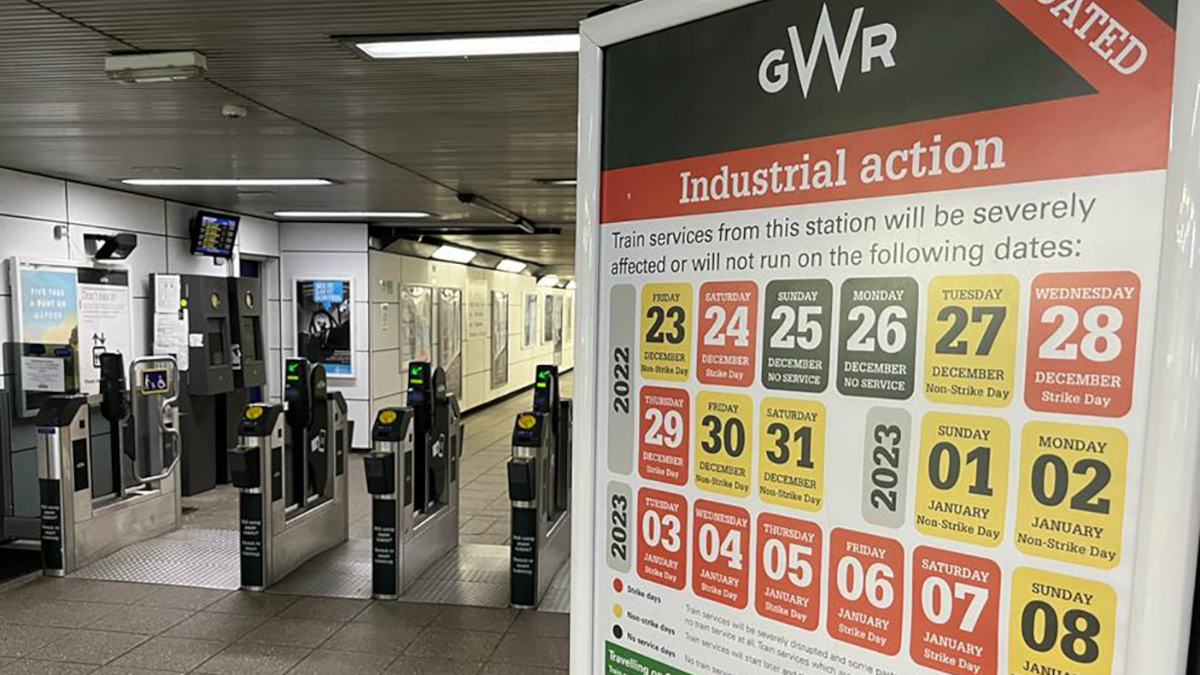 Strike disruption to be compounded by engineering work warns GWR - Rail UK