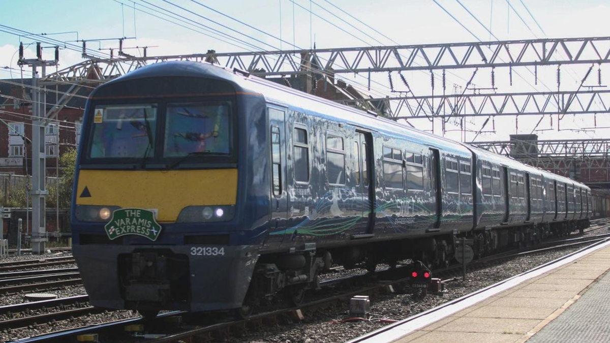 Network Rail and Varamis Rail partner on zero carbon freight service ...