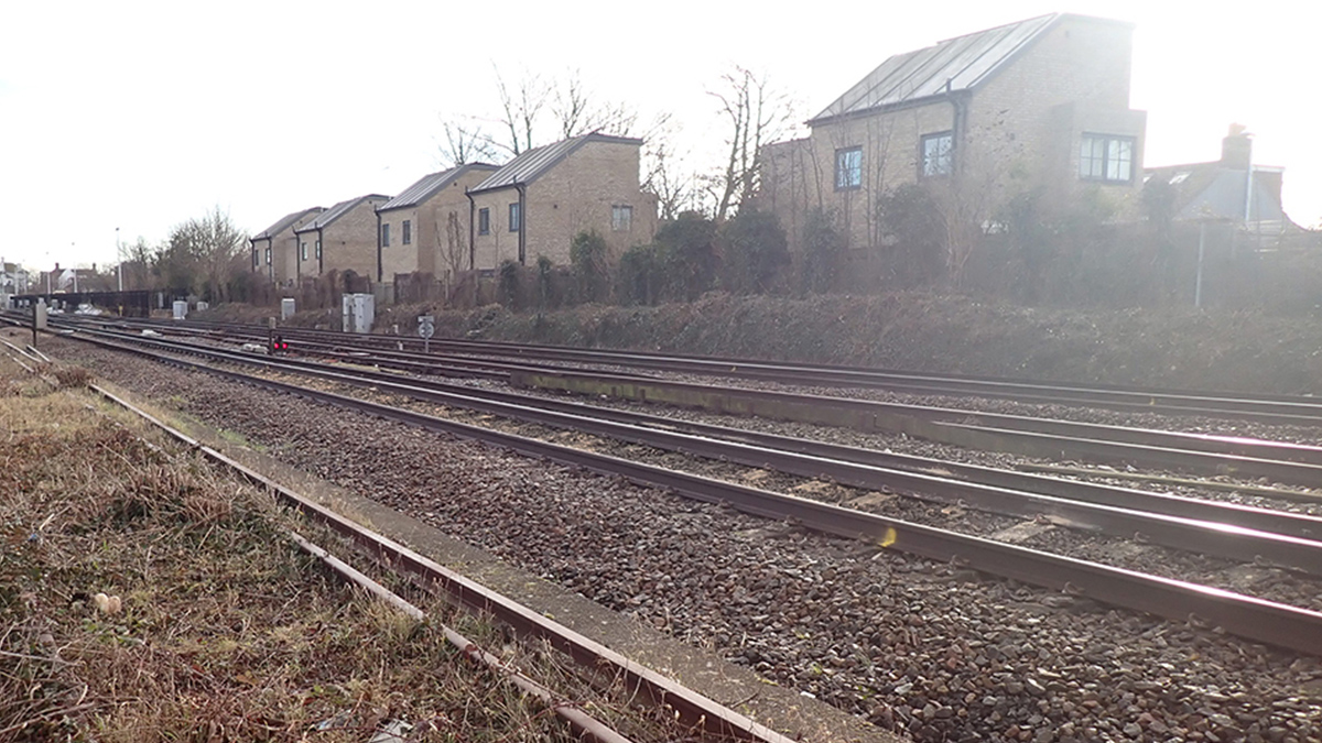 RAIB Report: Train driver struck by a train near West Worthing Middle ...