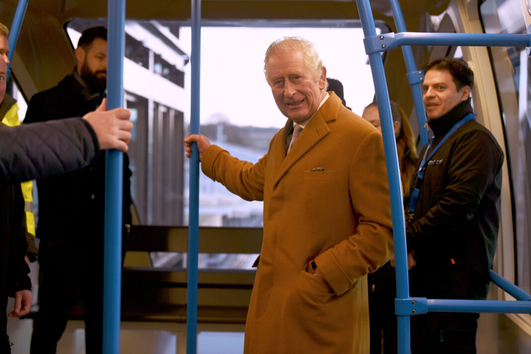 Luton DART to start carrying its first passengers - Rail UK