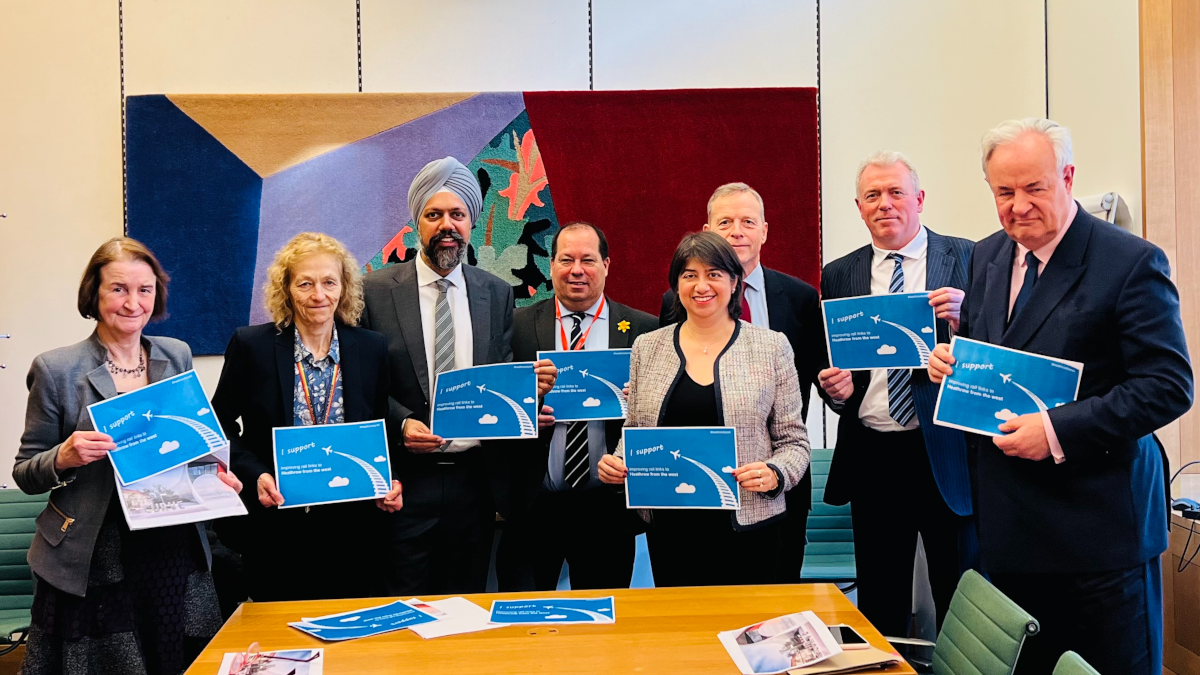 MPs back Western Rail Link to Heathrow - Rail UK