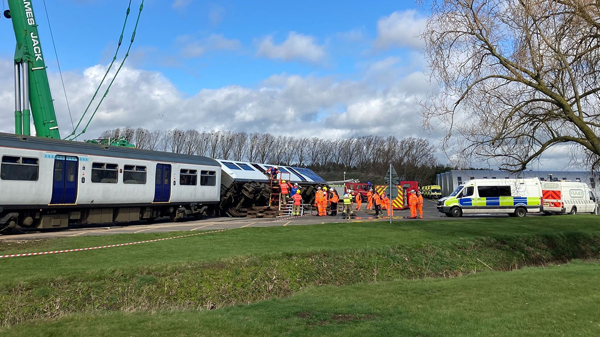 Porterbrook's Long Marston Rail Innovation Centre hosts Network Rail ...
