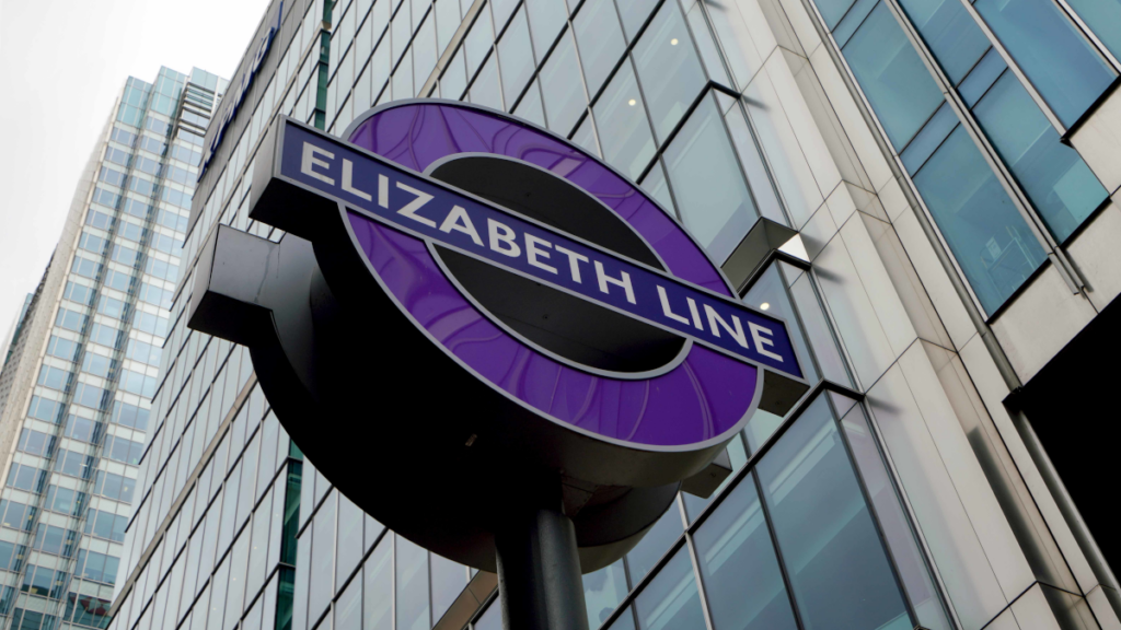 Full peak Elizabeth line timetable introduced as railway celebrates ...