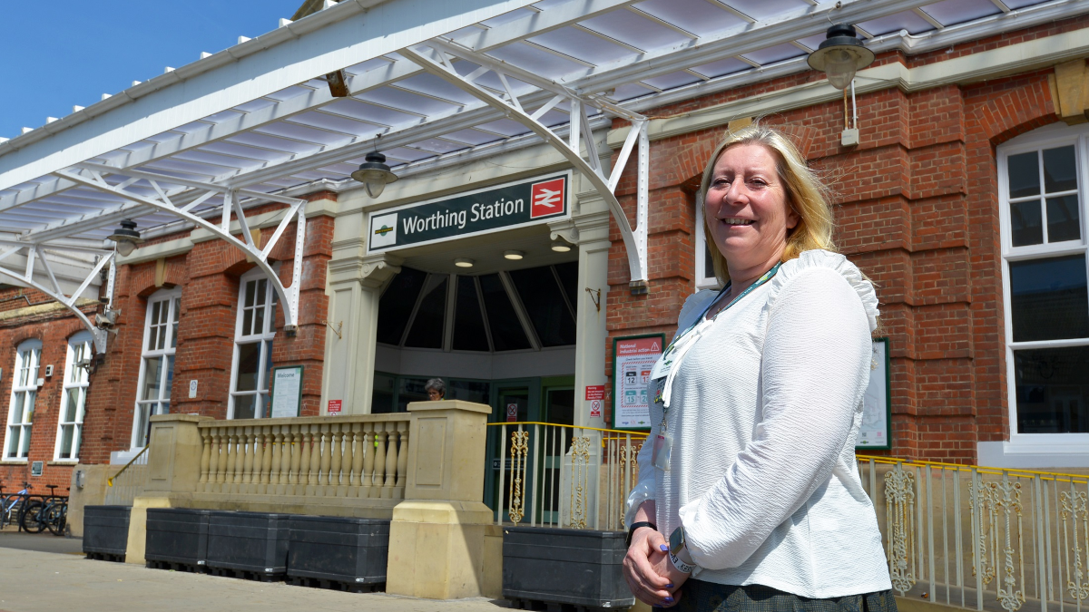 Sussex passengers enjoy improved station experience - Rail UK