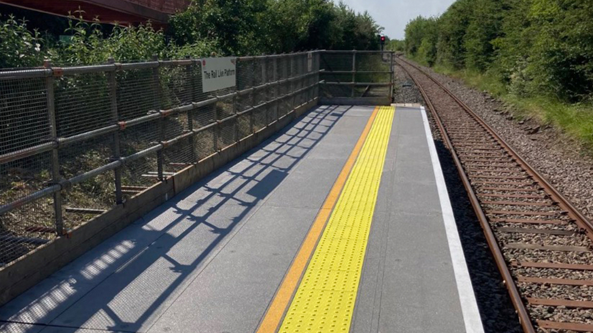 New Dura Platform with Tri-Tone installed for first time at Honeybourne ...