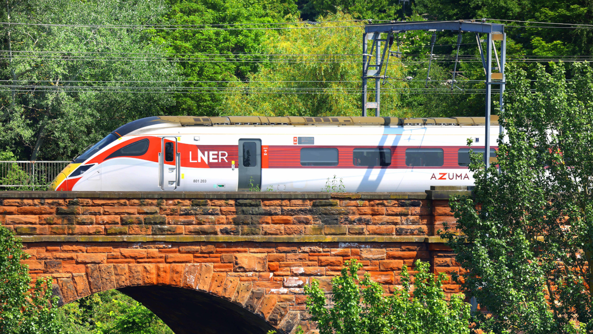 LNER offers free travel to customers fleeing wildfires on Greek Islands - Rail UK