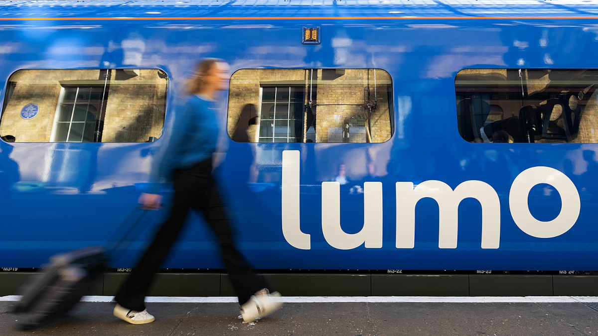 3D Lumo train tour helps passengers before they travel - Rail UK