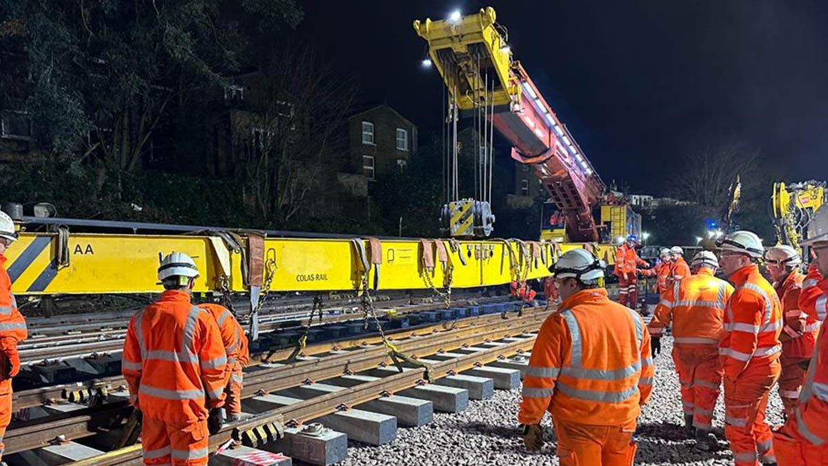 Passengers in South London, Kent and Sussex, thanked for patience after ...