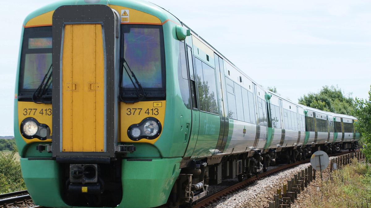 Southern uses customer feedback to redesign West Coastway timetable ...