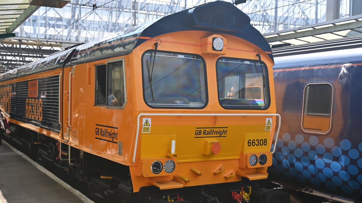 GB Railfreight names train after hero signaller Bill Taylor - Rail UK