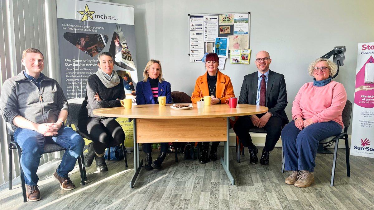 CrossCountry supports Cornwall grassroot community initiatives - Rail UK