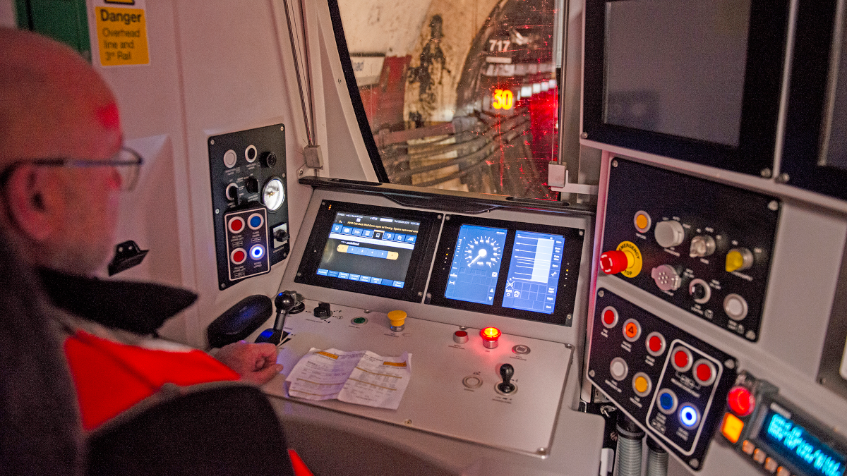 Half of all Great Northern trips to City of London now digitally ...