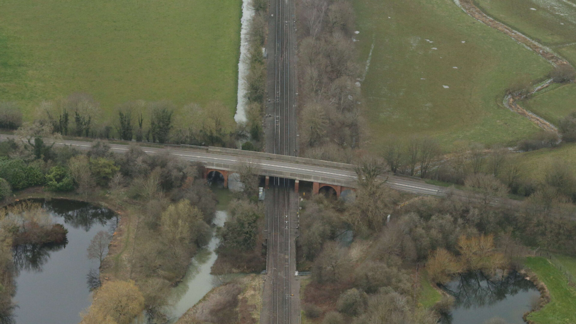Major changes to Chiltern main line journeys during five-day rail ...