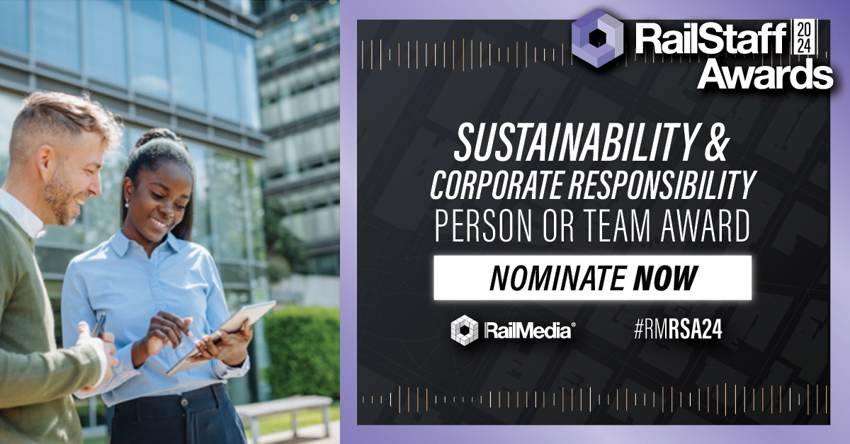 GB Railfreight unveils hybrid Class 99 locomotive - Rail UK