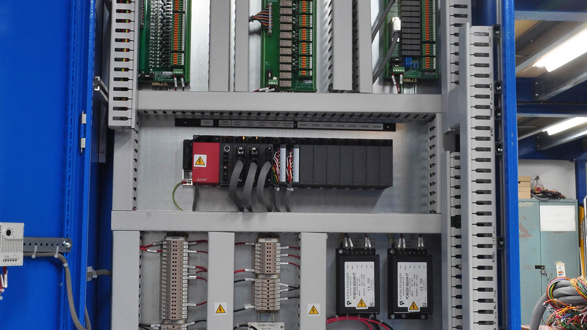 Partnership between Sella Controls and Mitsubishi Electric secures Tyne and Wear Metro project ...