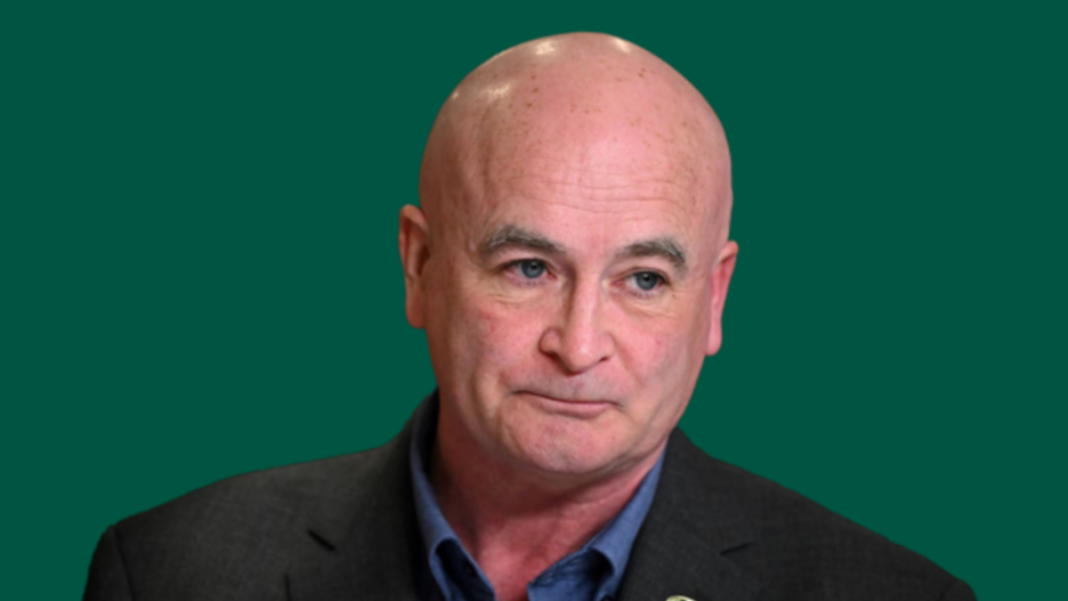 RMT boss Mick Lynch announces retirement - Rail UK