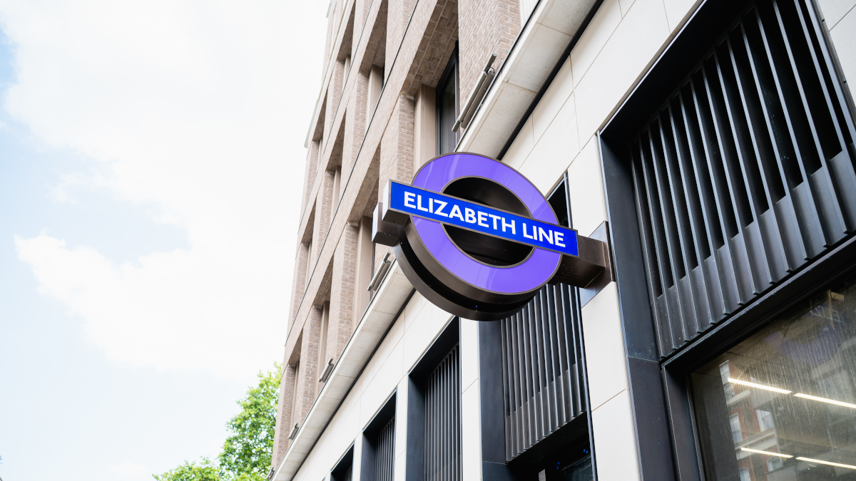 500 million passenger journeys made on Elizabeth line - Rail UK