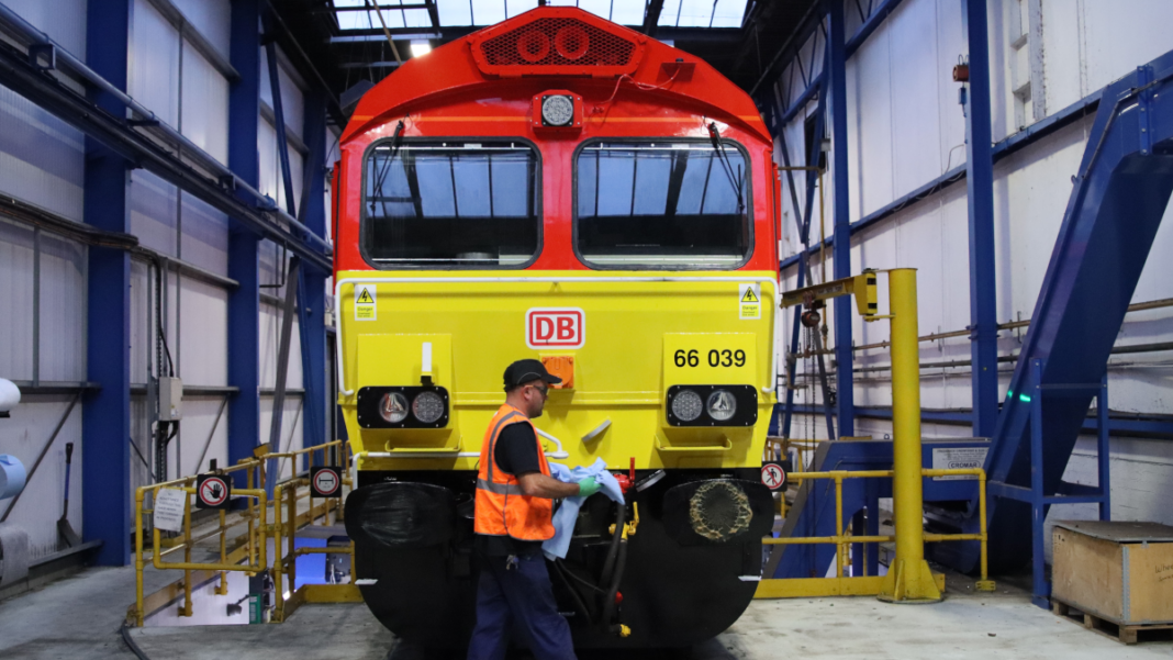 DB Cargo signs major ETCS contract with Siemens Mobility - Rail UK