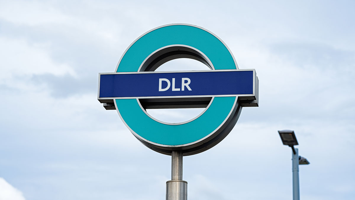 Cutty Sark station to get four brand-new escalators during temporary ...