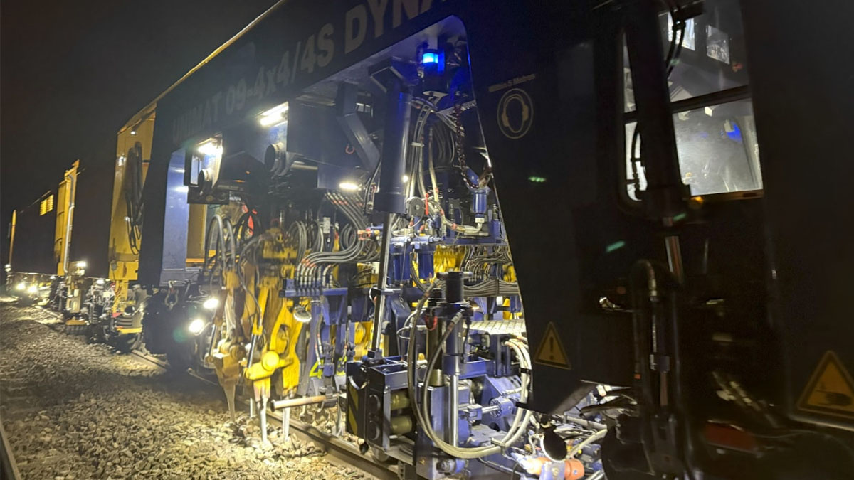 Network Rail Grants £1.1 Billion Contract to Four Firms for On-Track ...