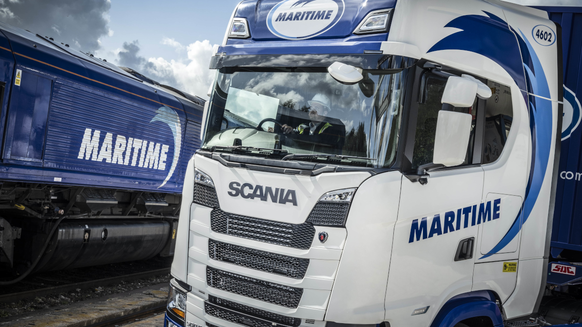 Maritime Transport launches two new rail services from DP World London ...