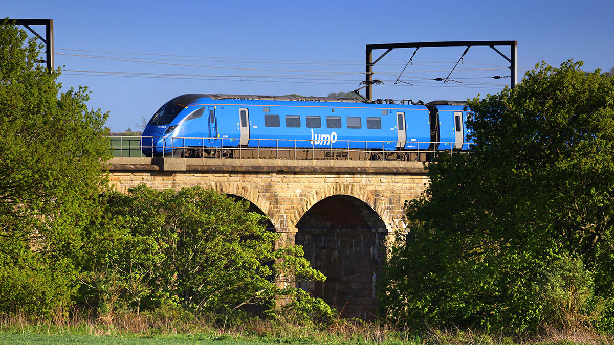 FirstGroup applies to run rail services between Hereford and London via ...