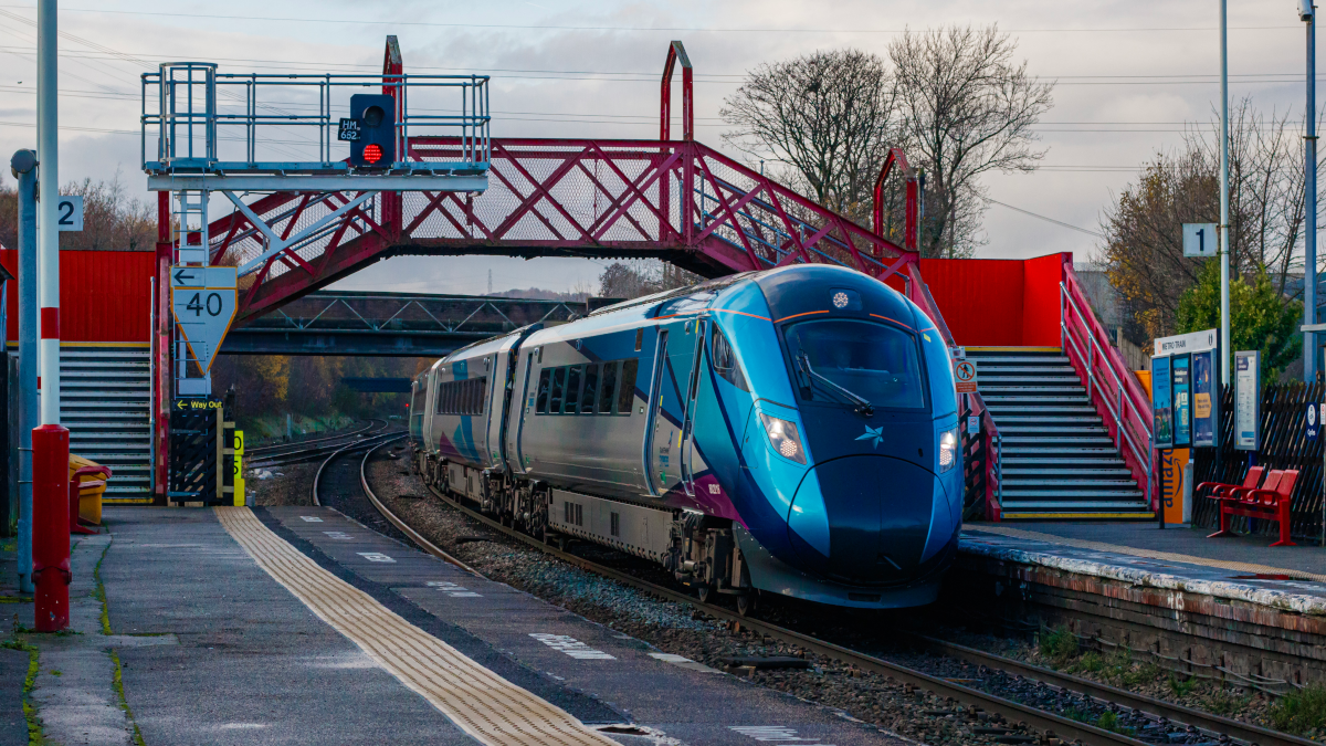 TPE customers to be kept moving during major TRU work thanks to upgraded Huddersfield ...