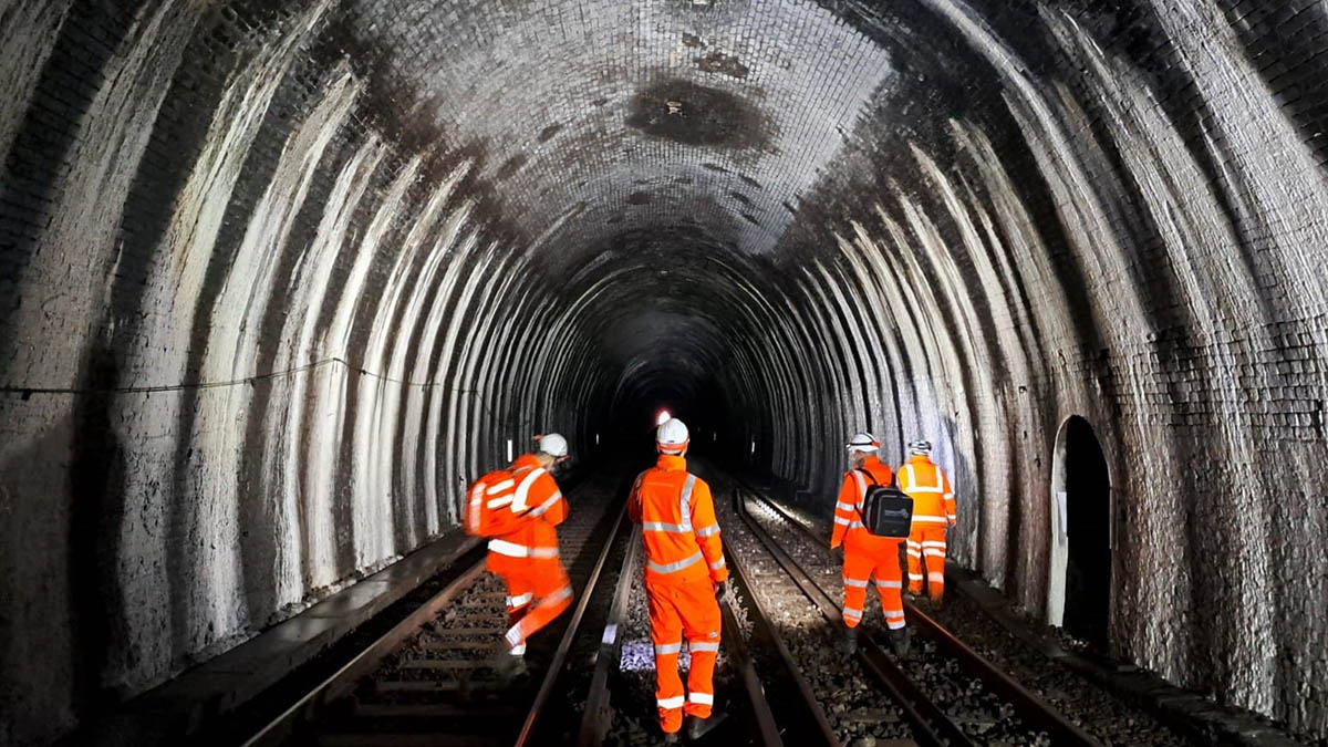 Trains running through the Blackheath tunnel again following pioneering ...
