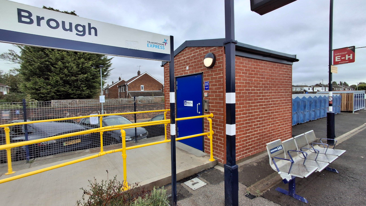 £135,000 toilet pod boosts accessibility at Brough station - Rail UK