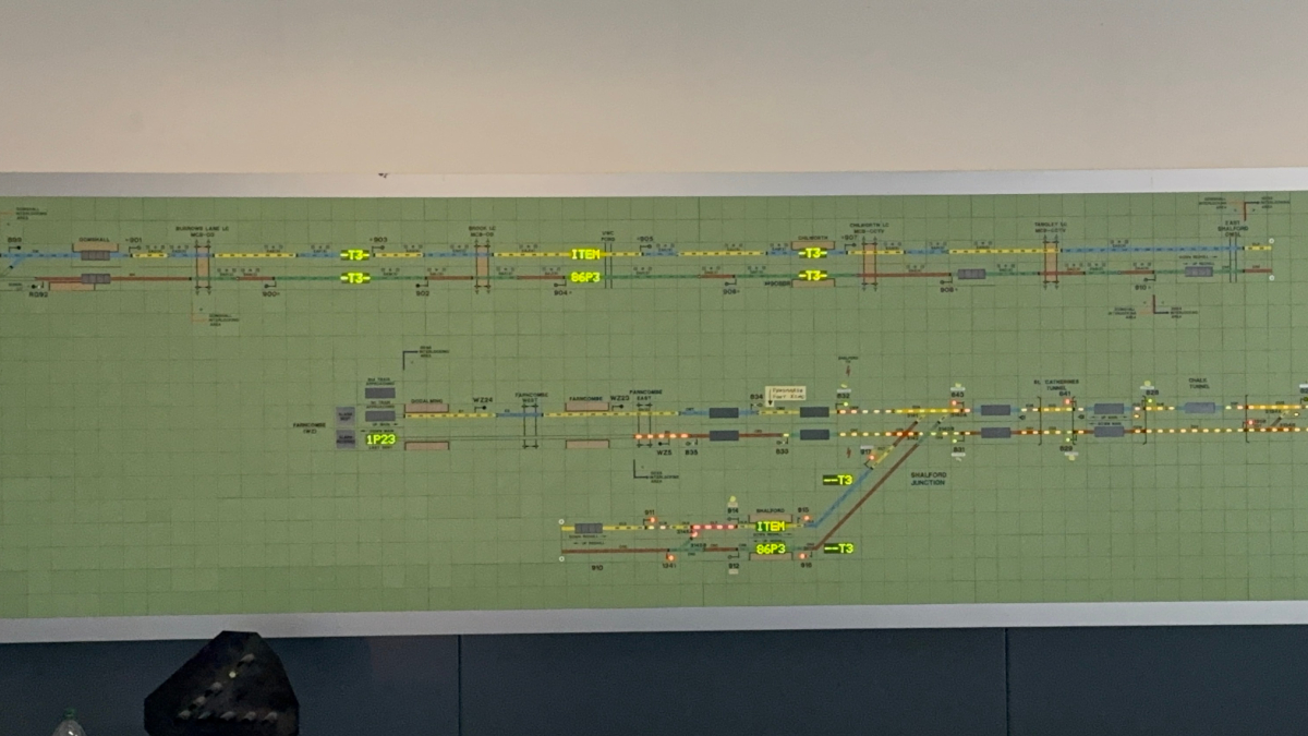 North Downs Line between Guildford and Gatwick Airport reopened after ...