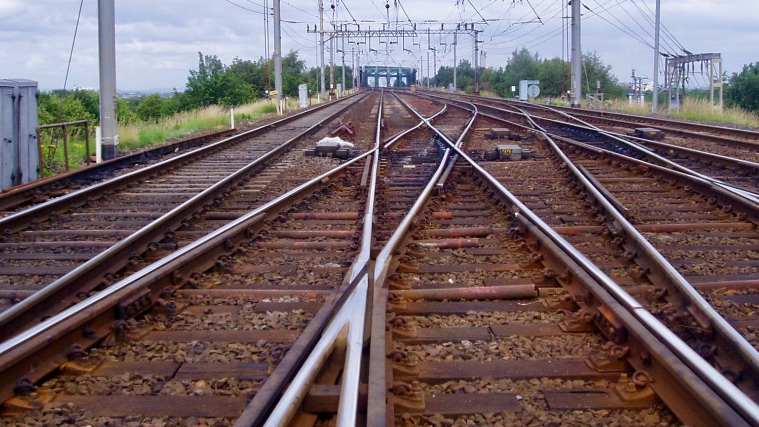 Britain’s rail network open for business this Easter – but passengers ...
