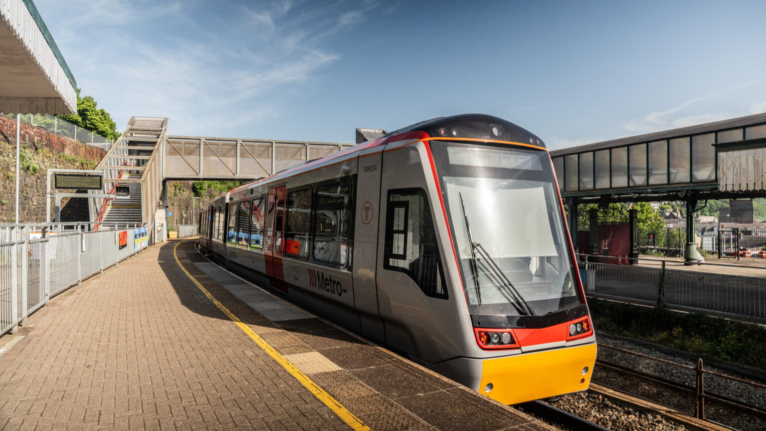 Transport for Wales enters final stages for tram-trains introduction ...
